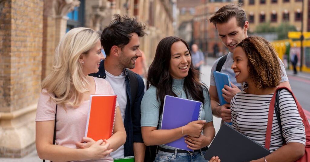 Top 30 Scholarships For Computer Science In March 2025