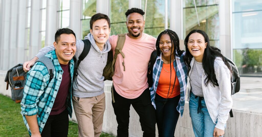 Top 30 Virginia Scholarships With Deadlines In April 2025