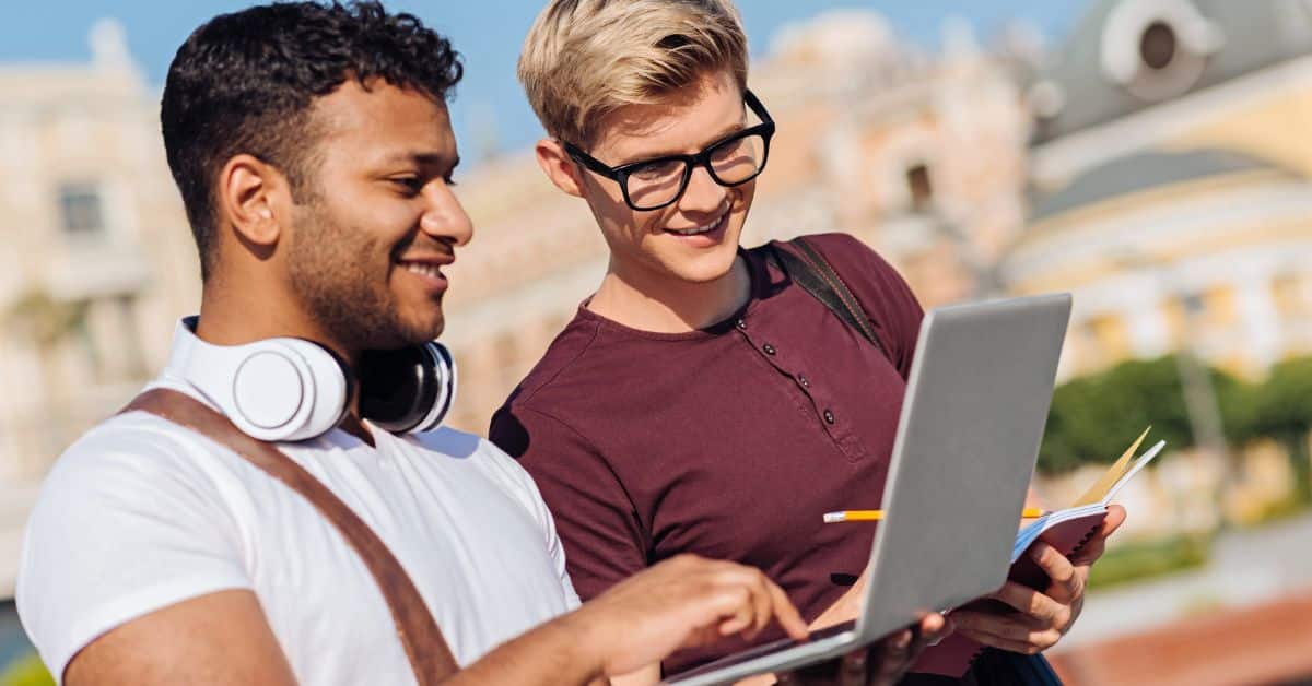 Top 25 Scholarships For Out-Of-State Students In November 2024